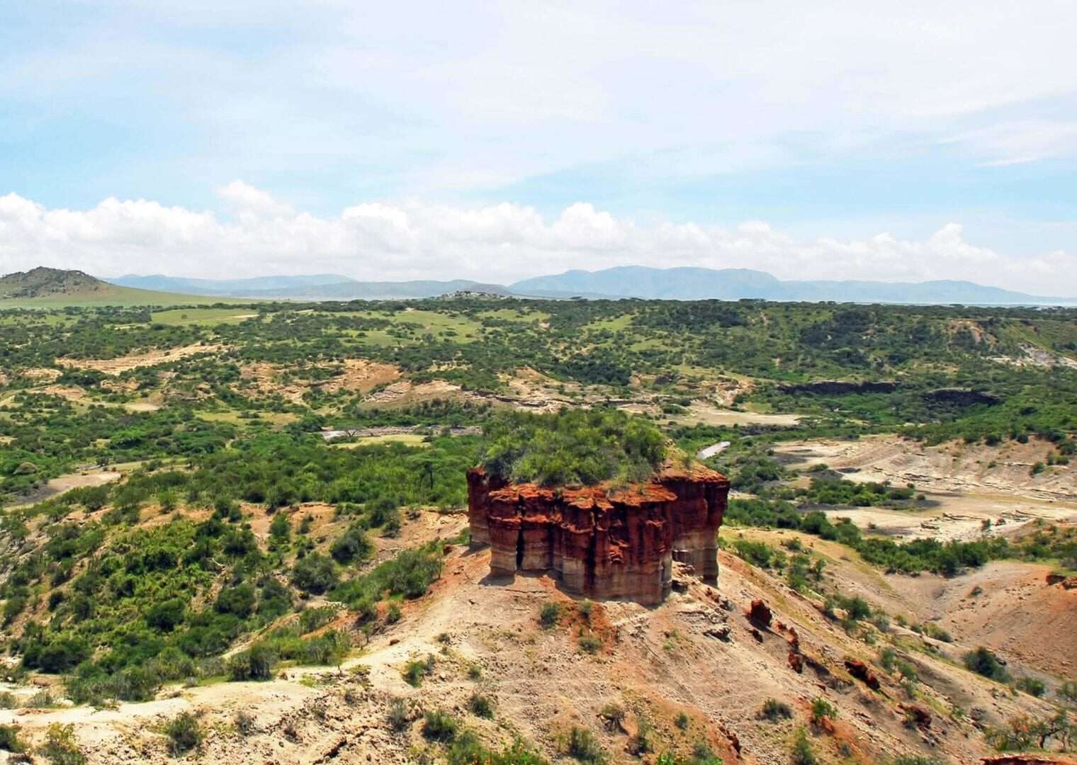 Visit Olduvai Gorge - Heavenly Laugh Adventures